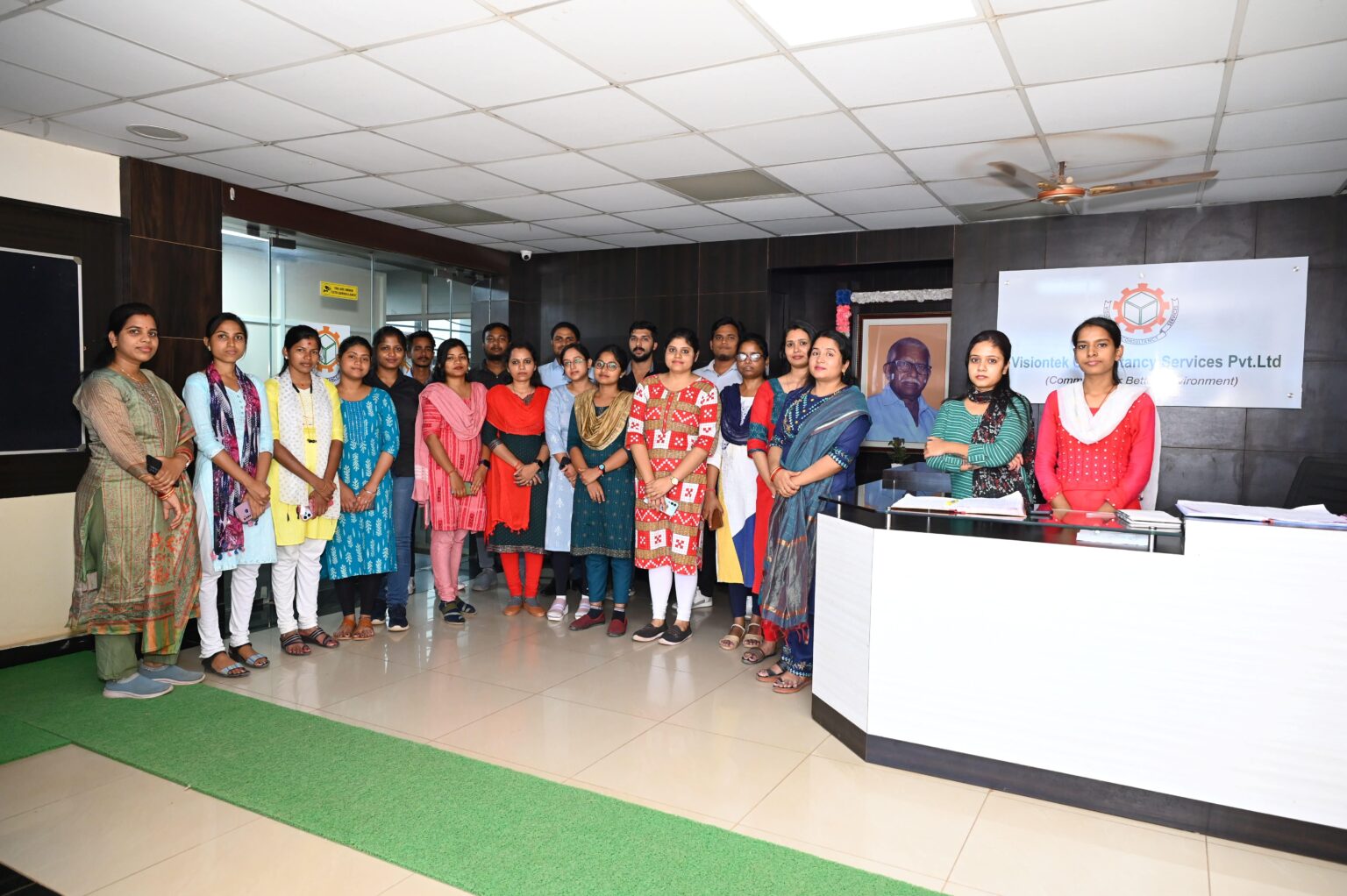 About | Visiontek Consultancy Services